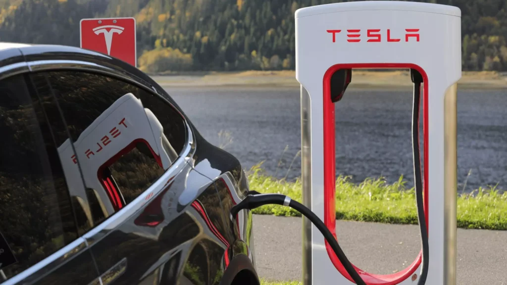 DC Fast Charging Stations Guide 2025 - Electric Vehicle Geek